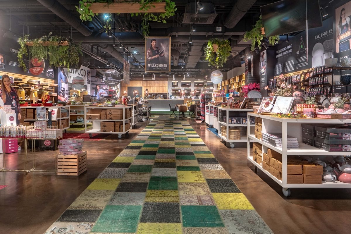 Sallys Welt Flagshipstore | LOOP Design Awards