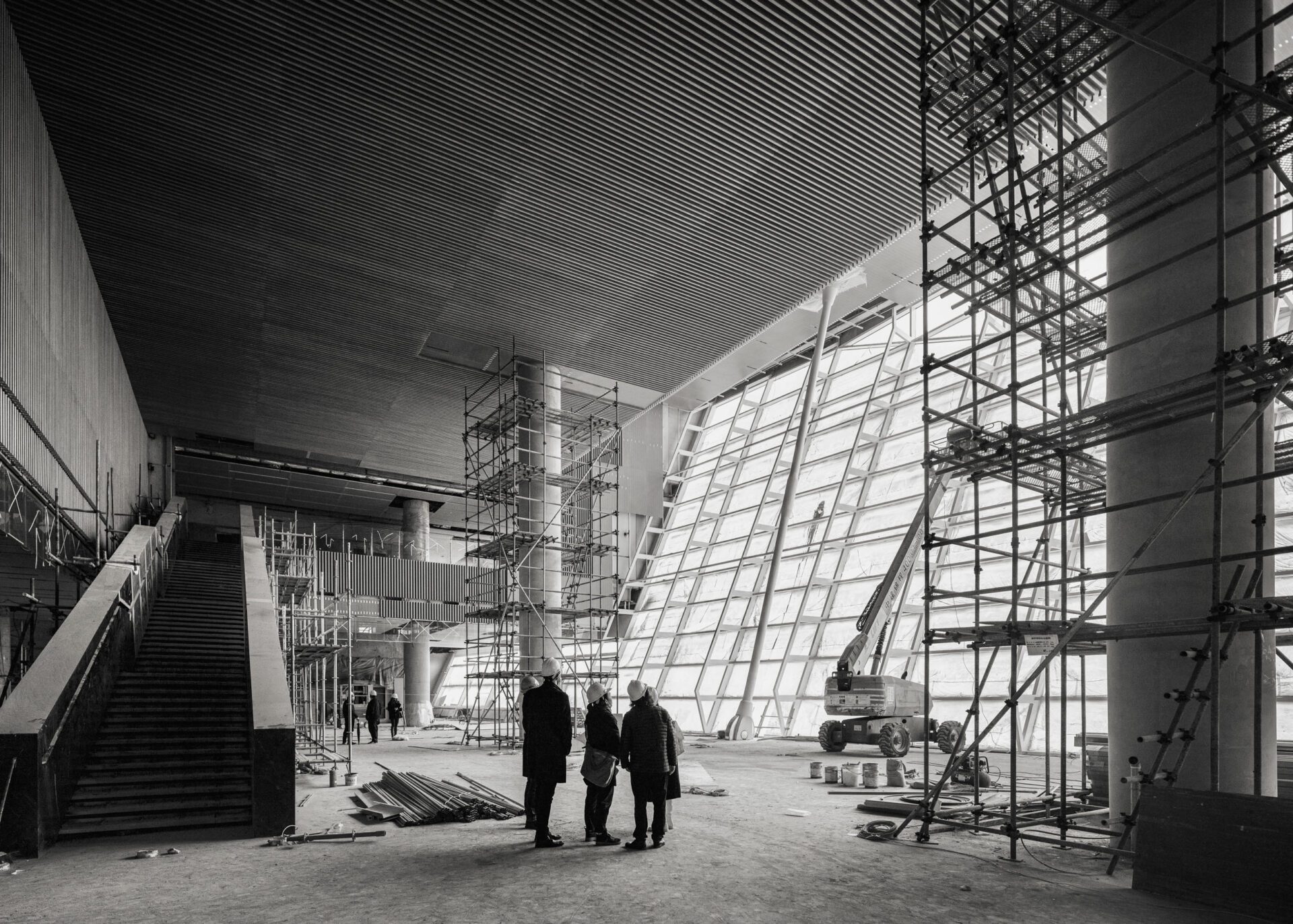 Shanghai Library East / Documenting the massive atirum | LOOP Design Awards