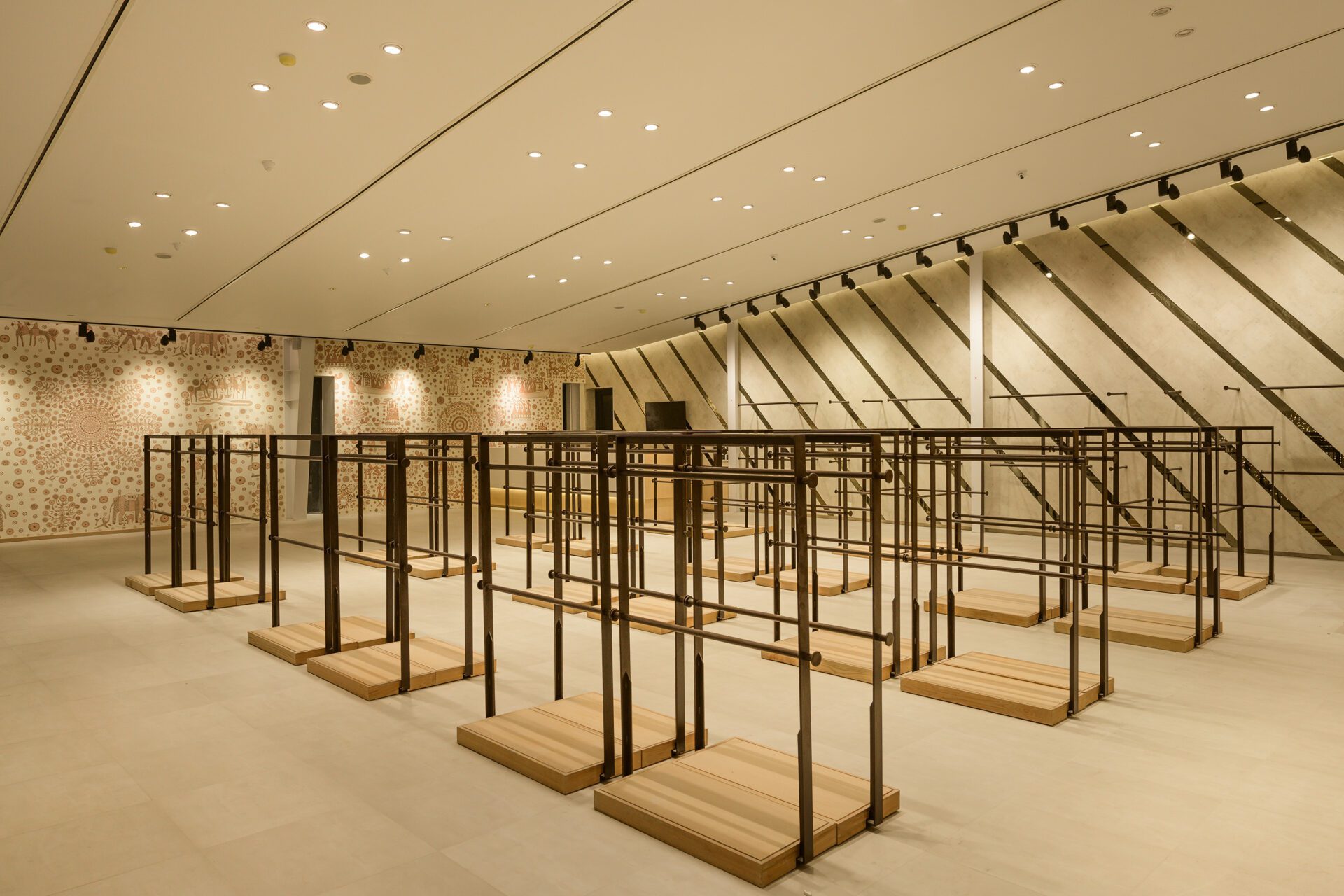 Aarong Gulshan Outlet | LOOP Design Awards