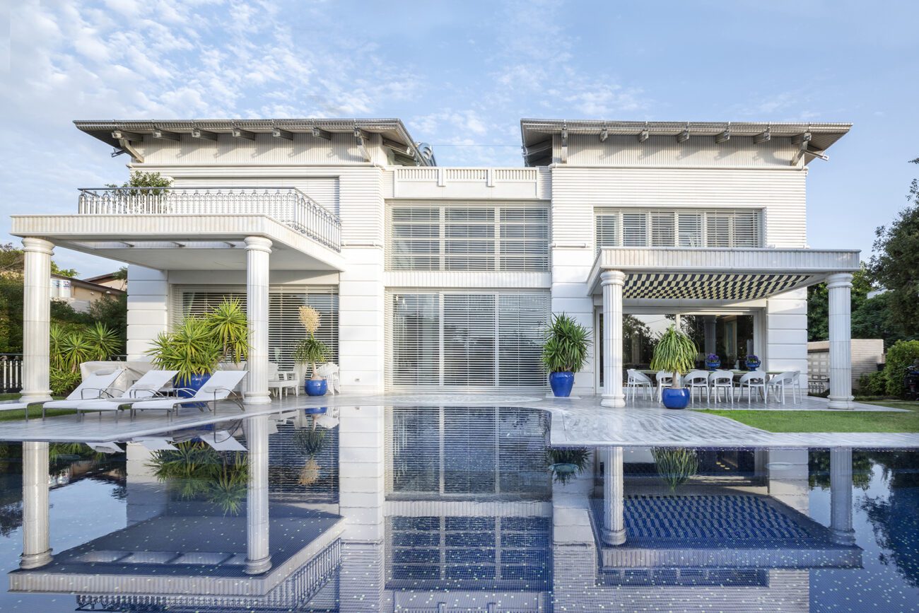 A multi layered Interior | LOOP Design Awards