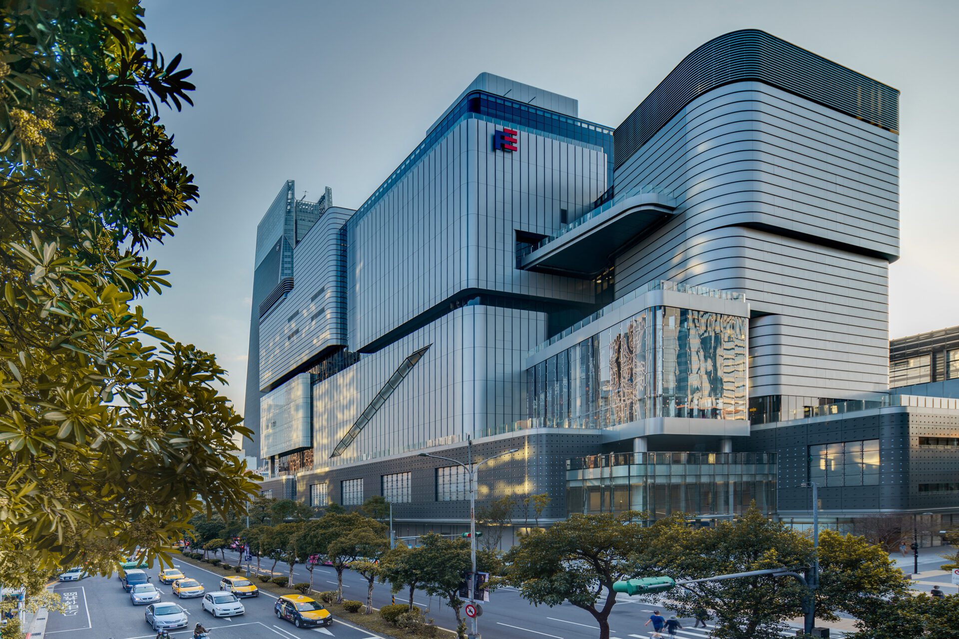 Far Eastern Department Store Xinyi | LOOP Design Awards