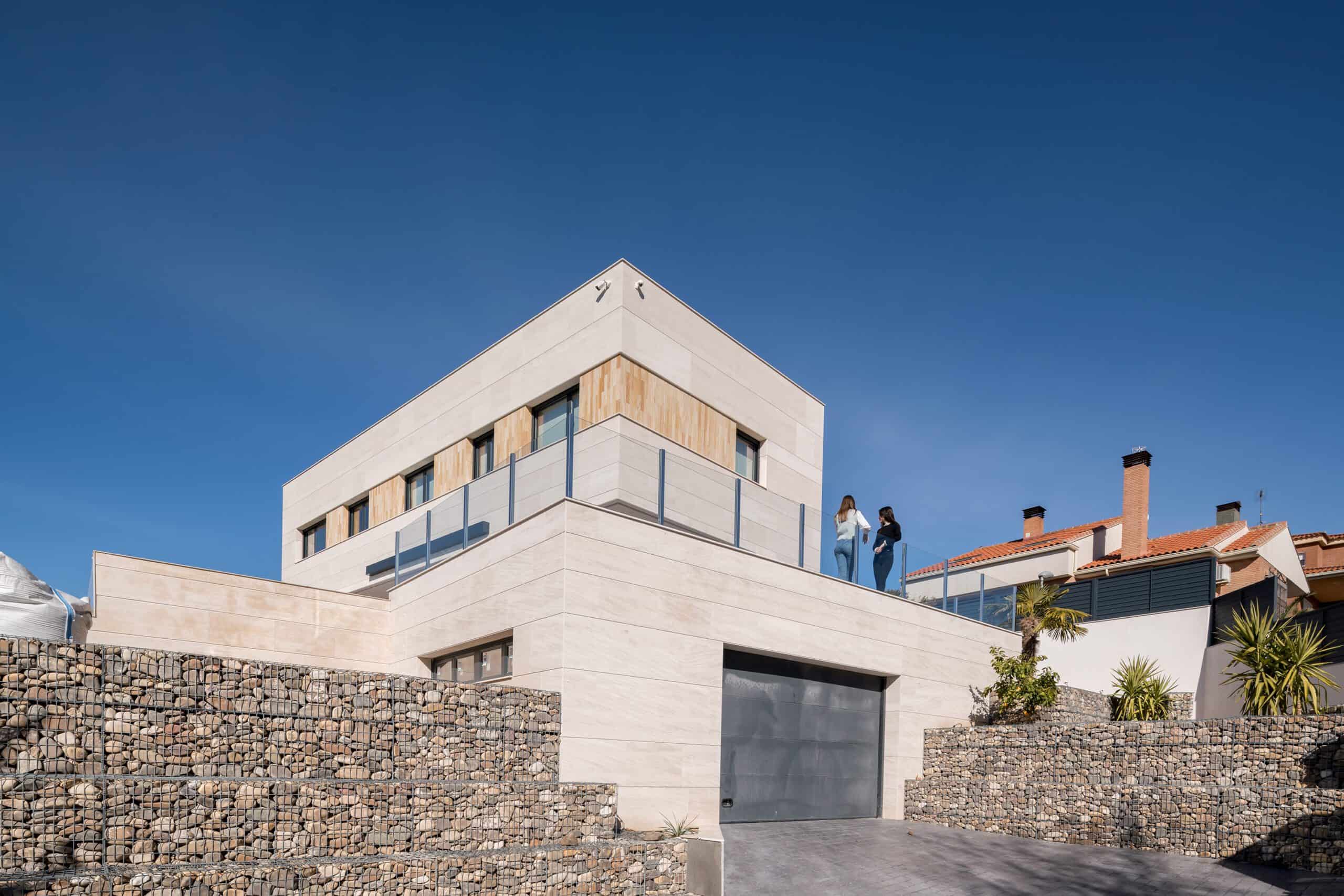 Alamo House | LOOP Design Awards