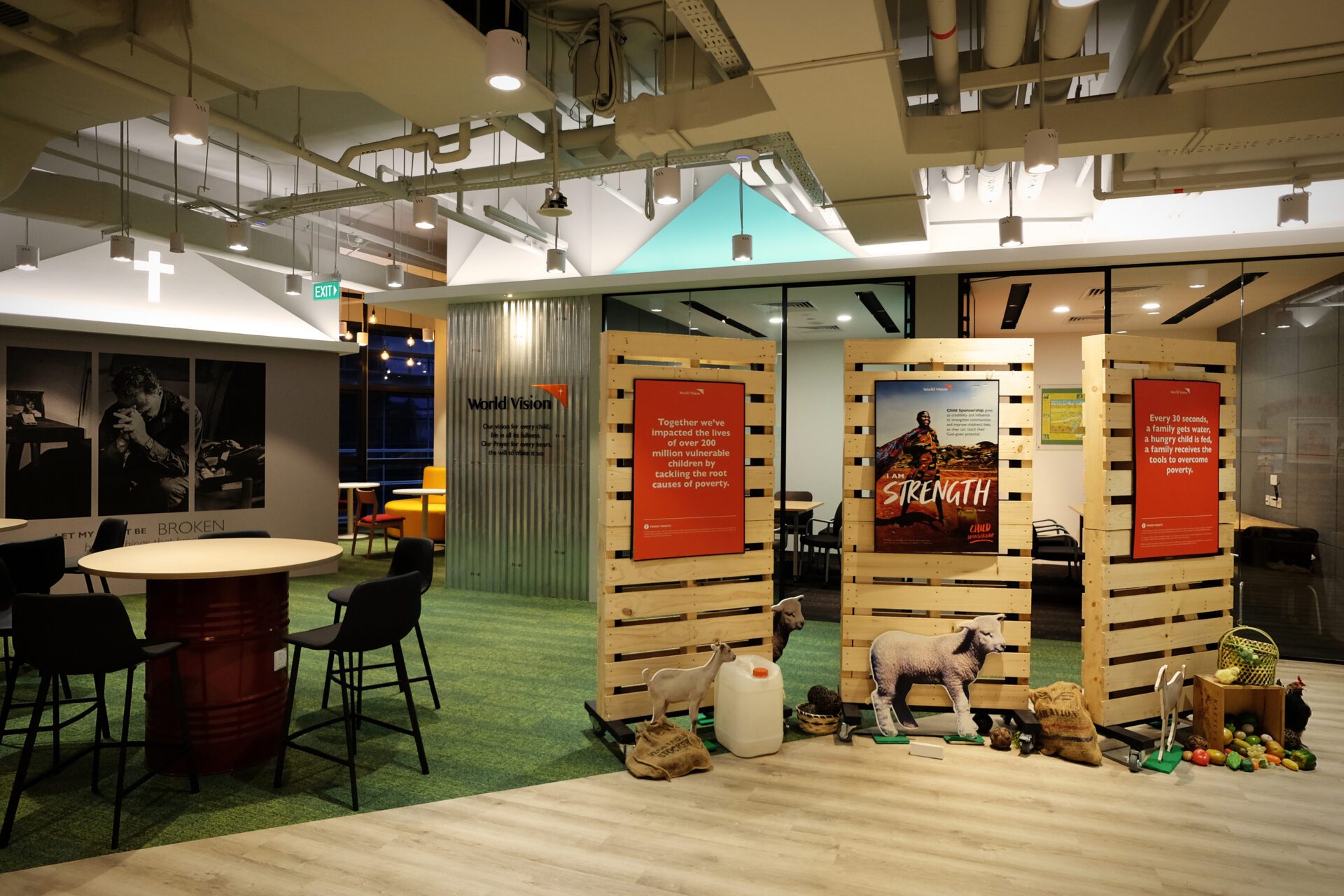 Worldvision International Singapore | LOOP Design Awards