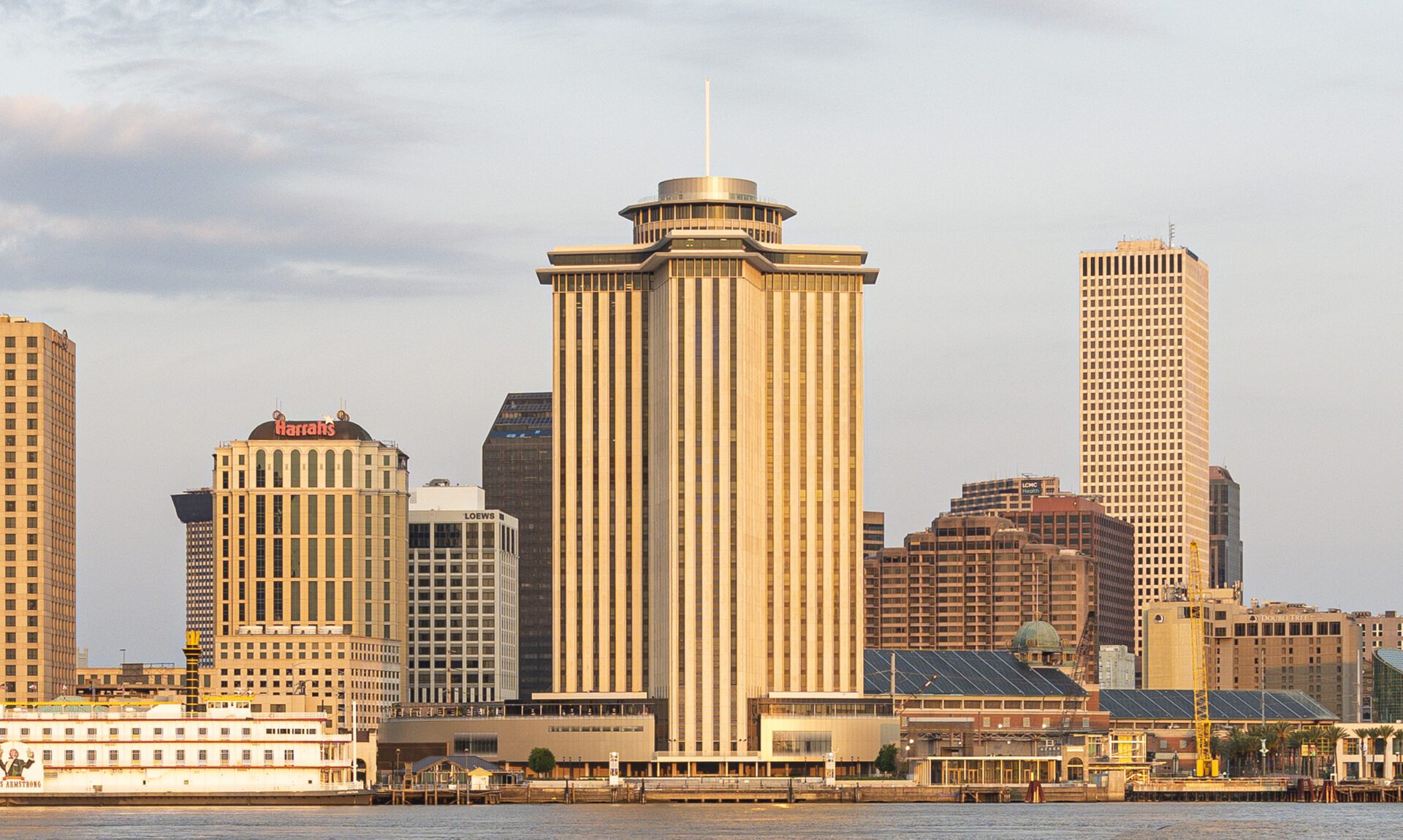 Four Seasons Hotel and Private Residences - New Orleans | LOOP Design ...