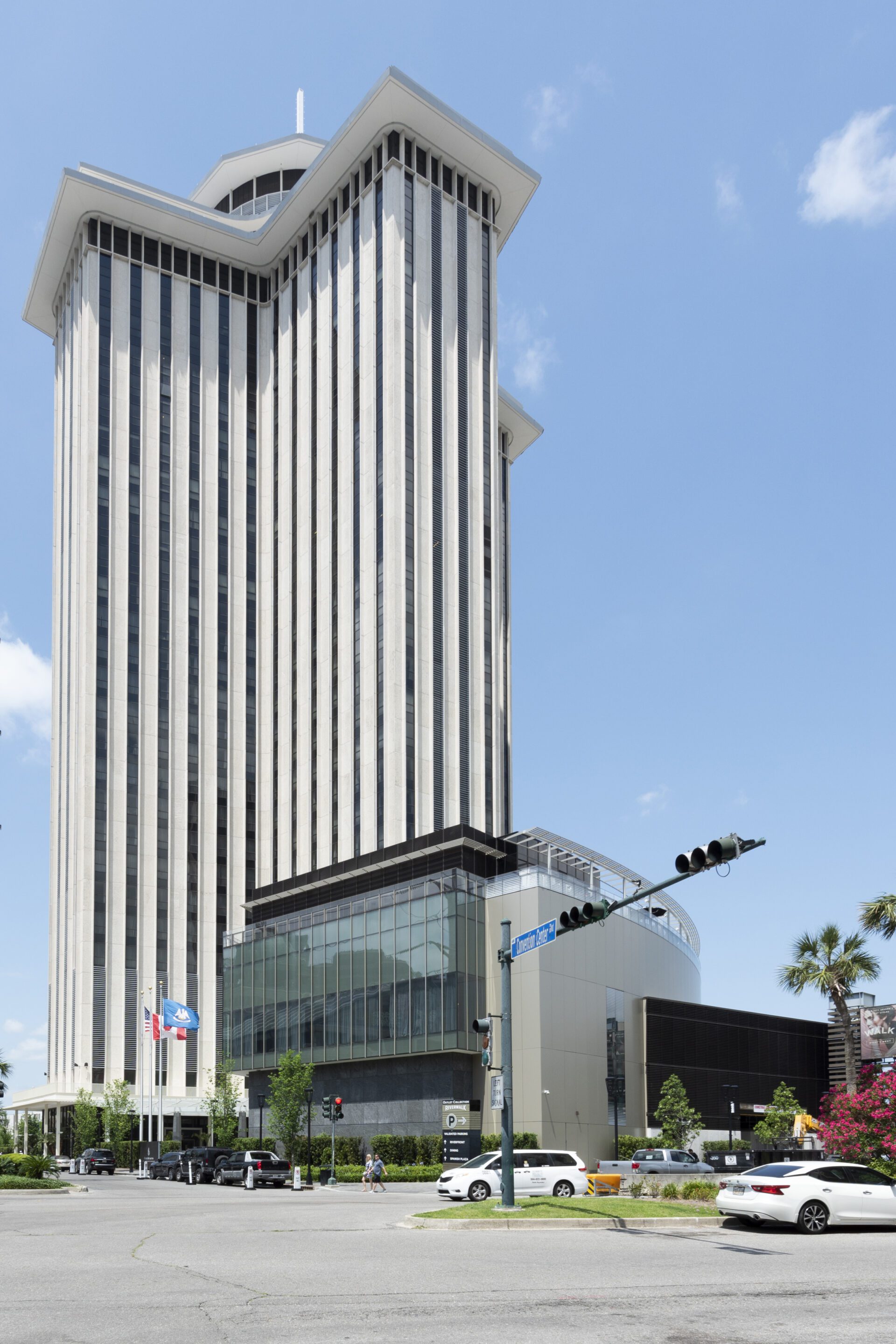 Four Seasons Hotel and Private Residences - New Orleans | LOOP Design ...